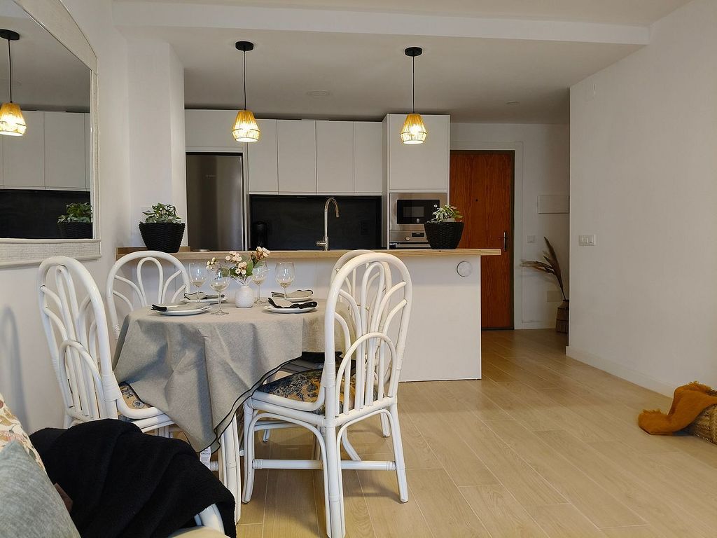 Piso en alquiler de temporada en Centro, Torremolinos · 110154358 ...