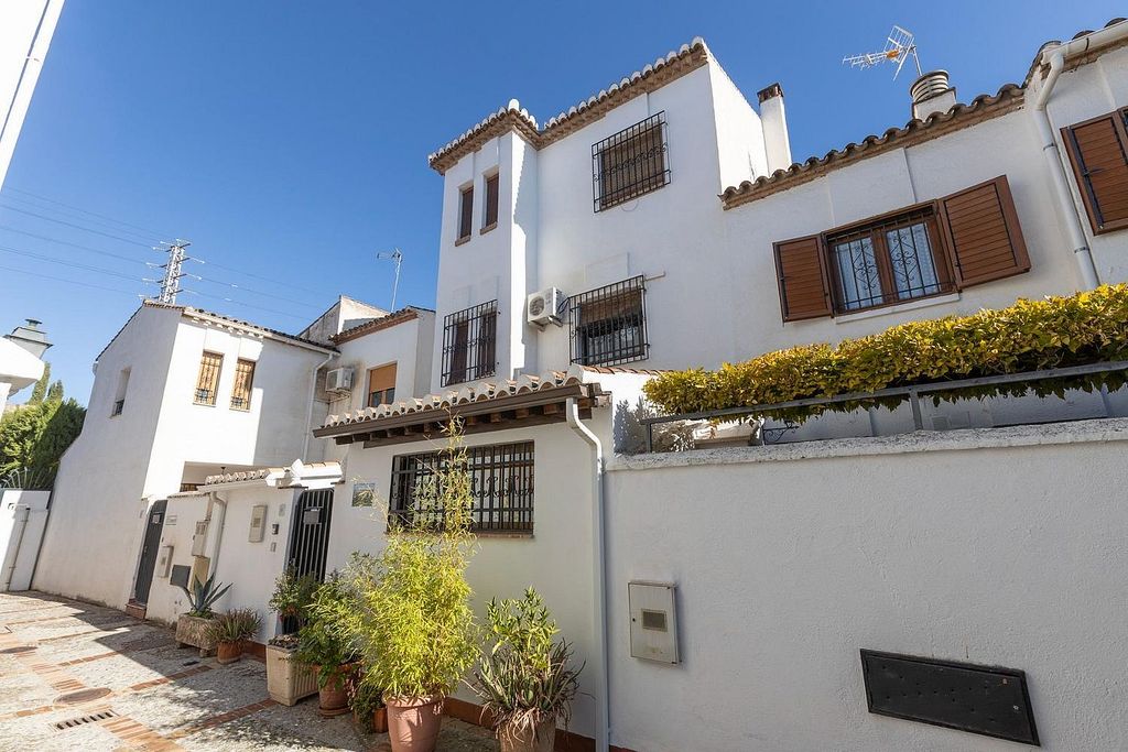Casa adosada en venta en carretera De Murcia, Albaicín, Granada - yaencontre