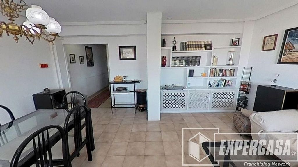 Venta de piso en En Corts, Valencia · 109164038 - yaencontre
