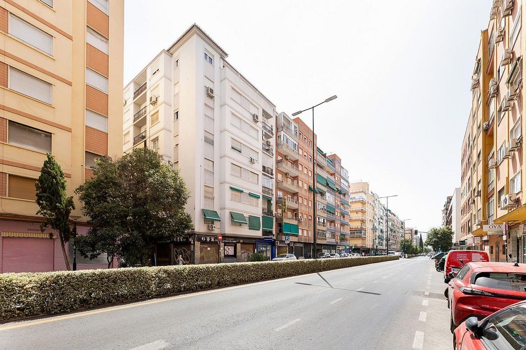 Piso en Camino de Ronda - Rosaleda, Granada · 109893149 - yaencontre