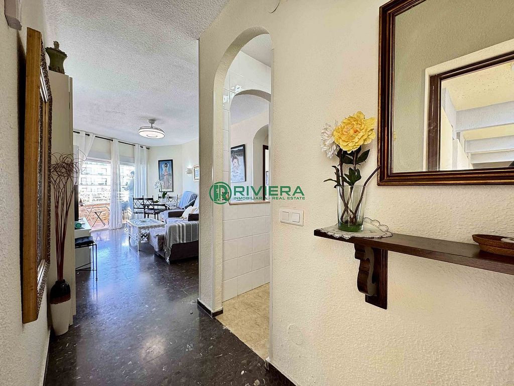 Venta de piso en Puerto Marina, Benalmádena · 110308045 - yaencontre