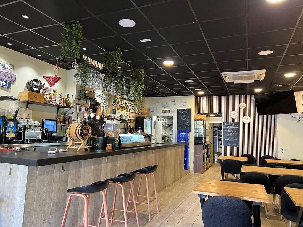 Restaurante en traspaso en Miralbueno, Zaragoza · 111758525 - yaencontre