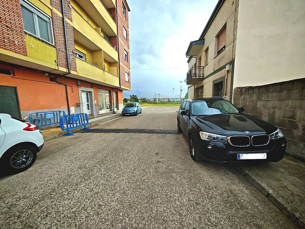 Terreno en venta en Cuatro Vientos, Ponferrada · 110196882 - yaencontre