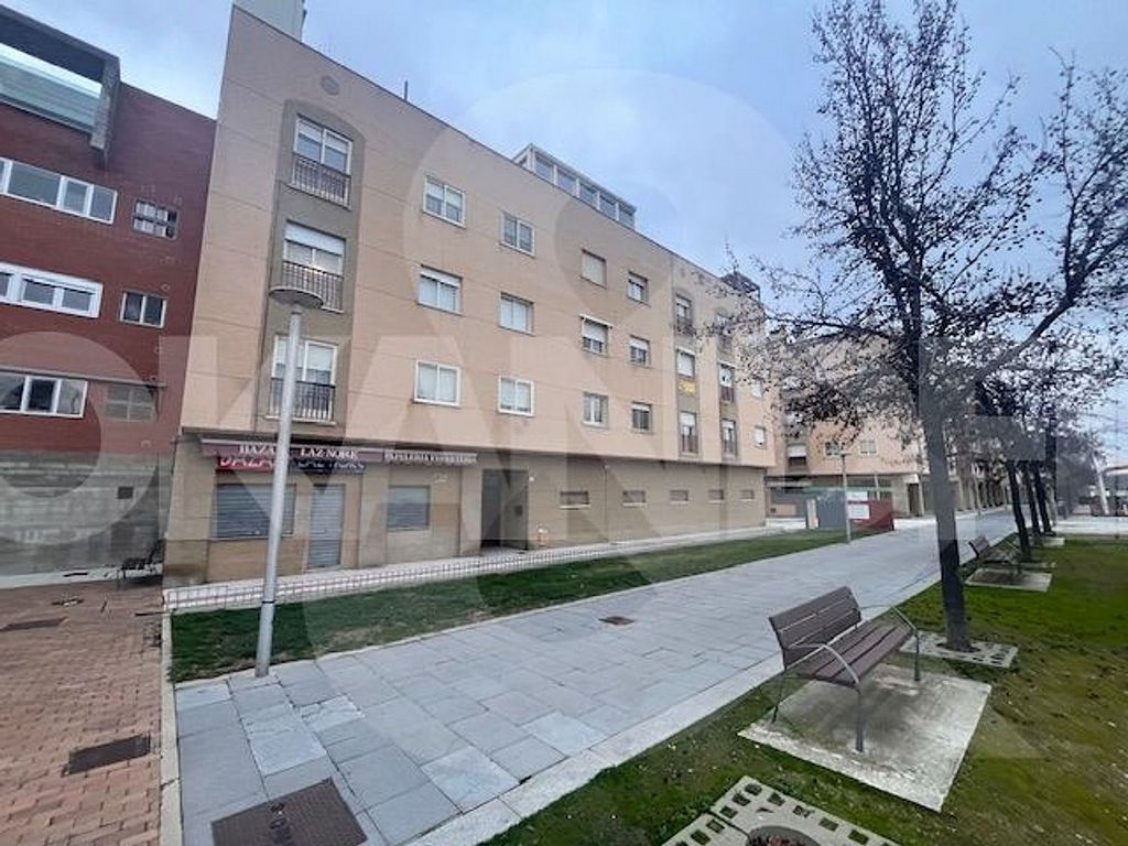 Piso en carretera Naharros, Santa Marta de Tormes - yaencontre