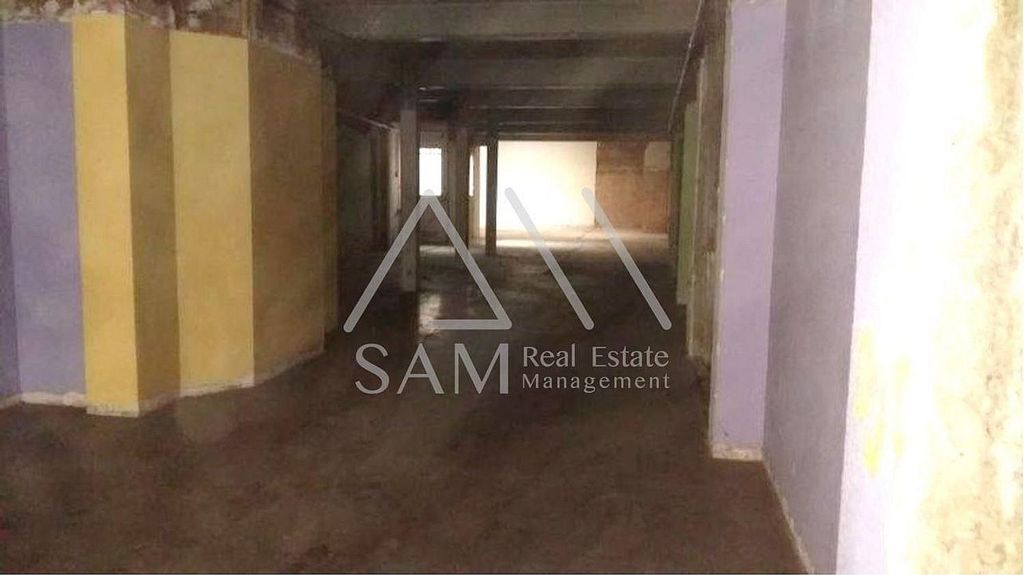 Local en venta en Centre - Passeig i Rodalies, Manresa · 110308531 ...