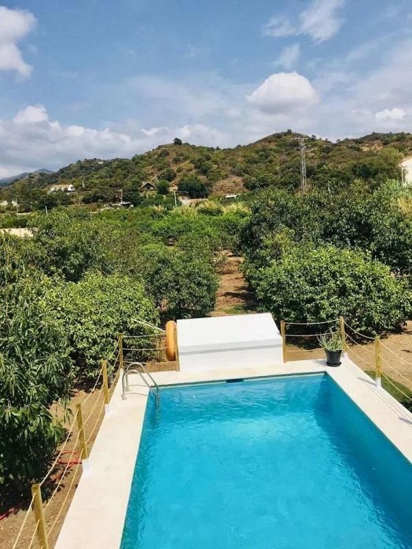 Venta de casa rural en El Padrón - El Velerín - Voladilla, Estepona ...