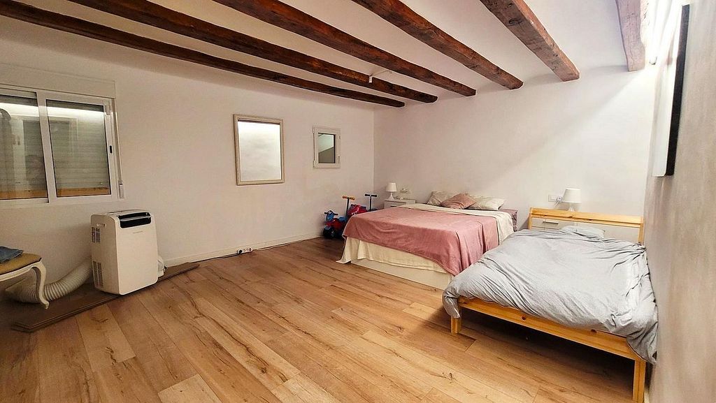 Local en venta en El Raval, Barcelona · 110296531 - yaencontre