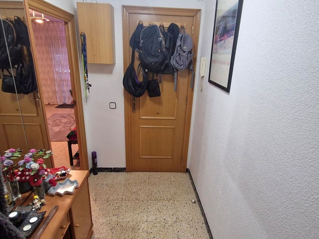 Venta de piso en Molins de Rei · 110214484 - yaencontre