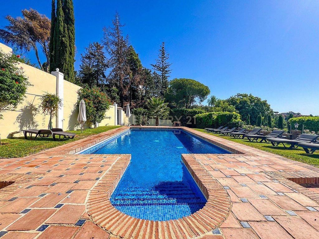 Chalet en venta en avenida De Las Adelfas, El Padrón - El Velerín ...