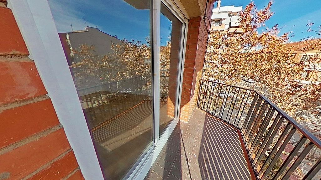 Piso en venta en Vallparadís, Terrassa · 110334221 - yaencontre