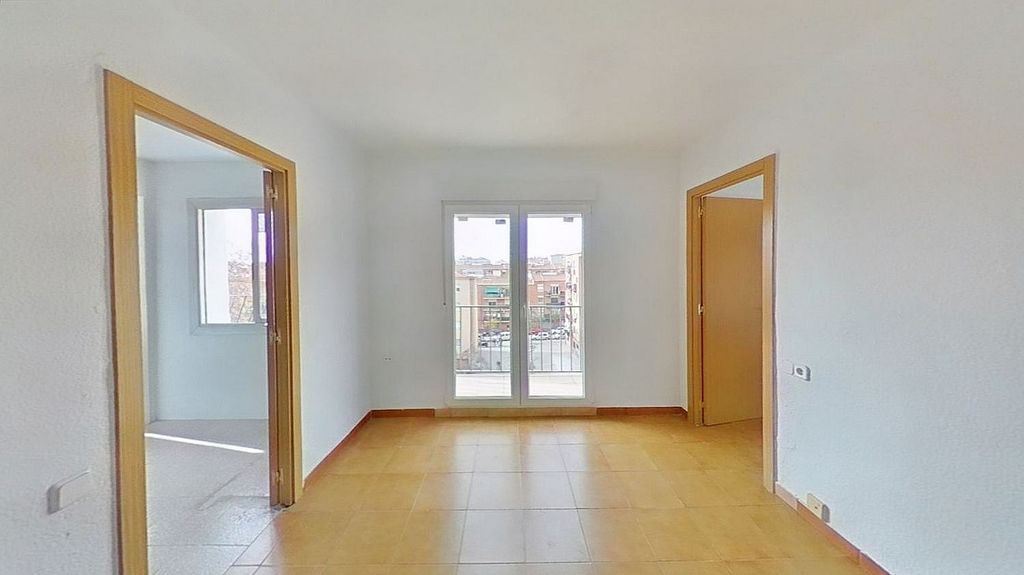 Venta de piso en Ca n'Anglada, Terrassa · 110333223 - yaencontre