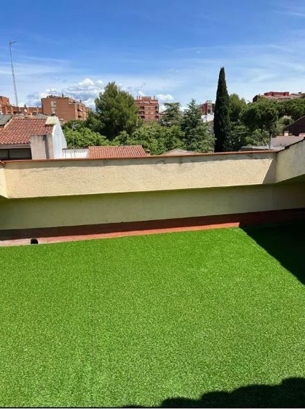 Dúplex de alquiler de temporada en Ca n'Oriol, Rubí · 110179317 ...