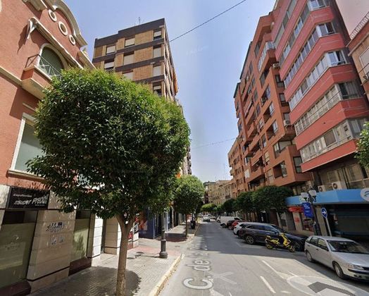 Venta de pisos y viviendas de bancos en Maestro Carrascosa - Banda de ...